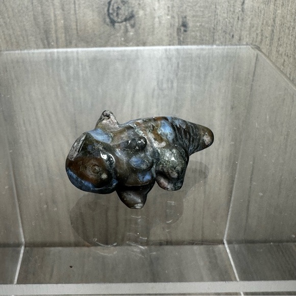 Accents | Que Sera Axolotl Crystal Stone Carving Figurine Statue | Poshmark